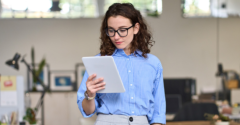 Stylish Eyewear Options for the Professional Workplace