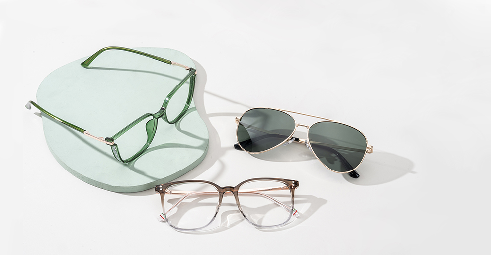 Spring 2026 Eyewear Trends: Glasses That Elevate Every Outfit